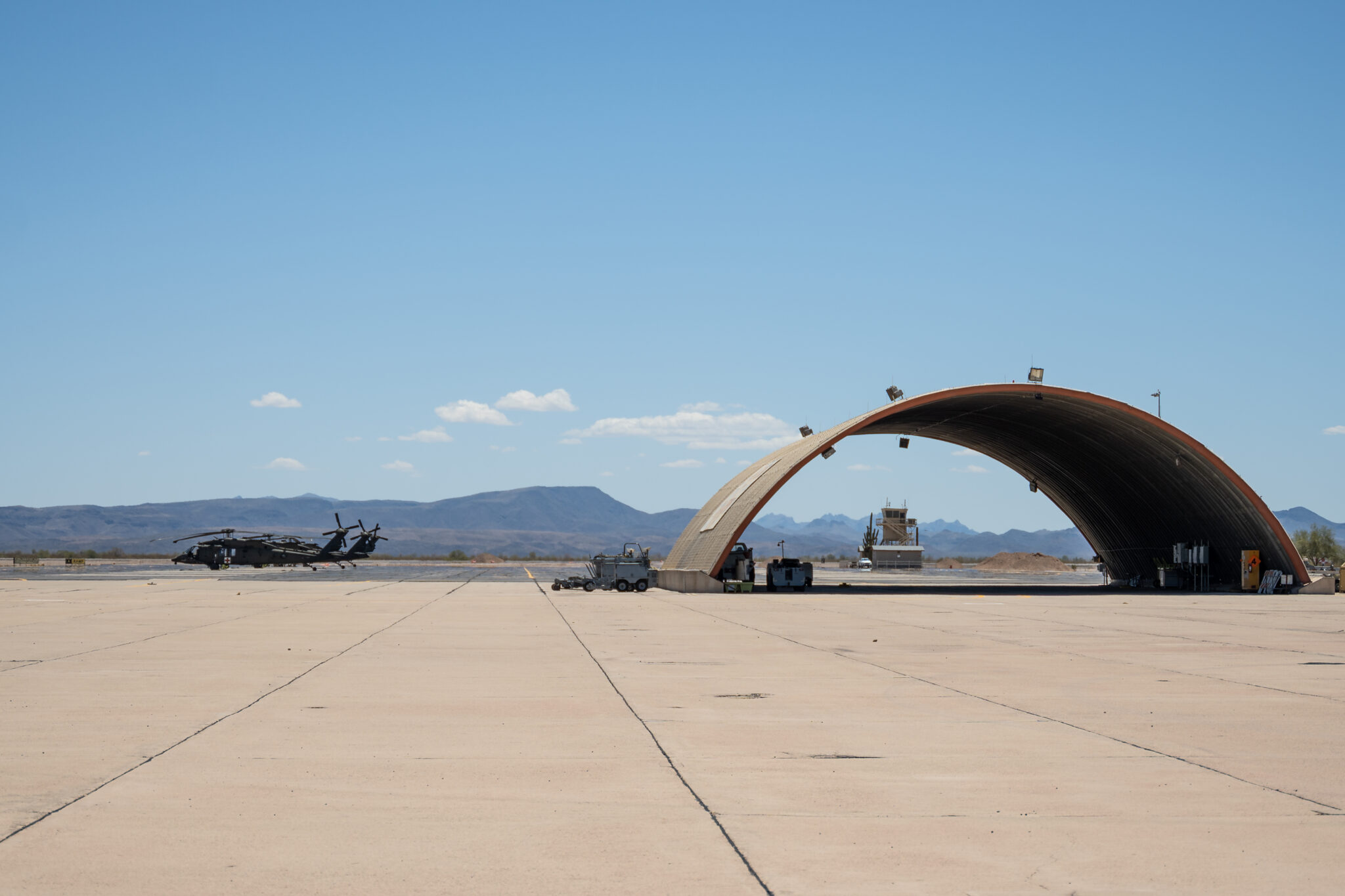 Behind the Mission: Base Ops & Air Combat Training in the Desert - Yulista